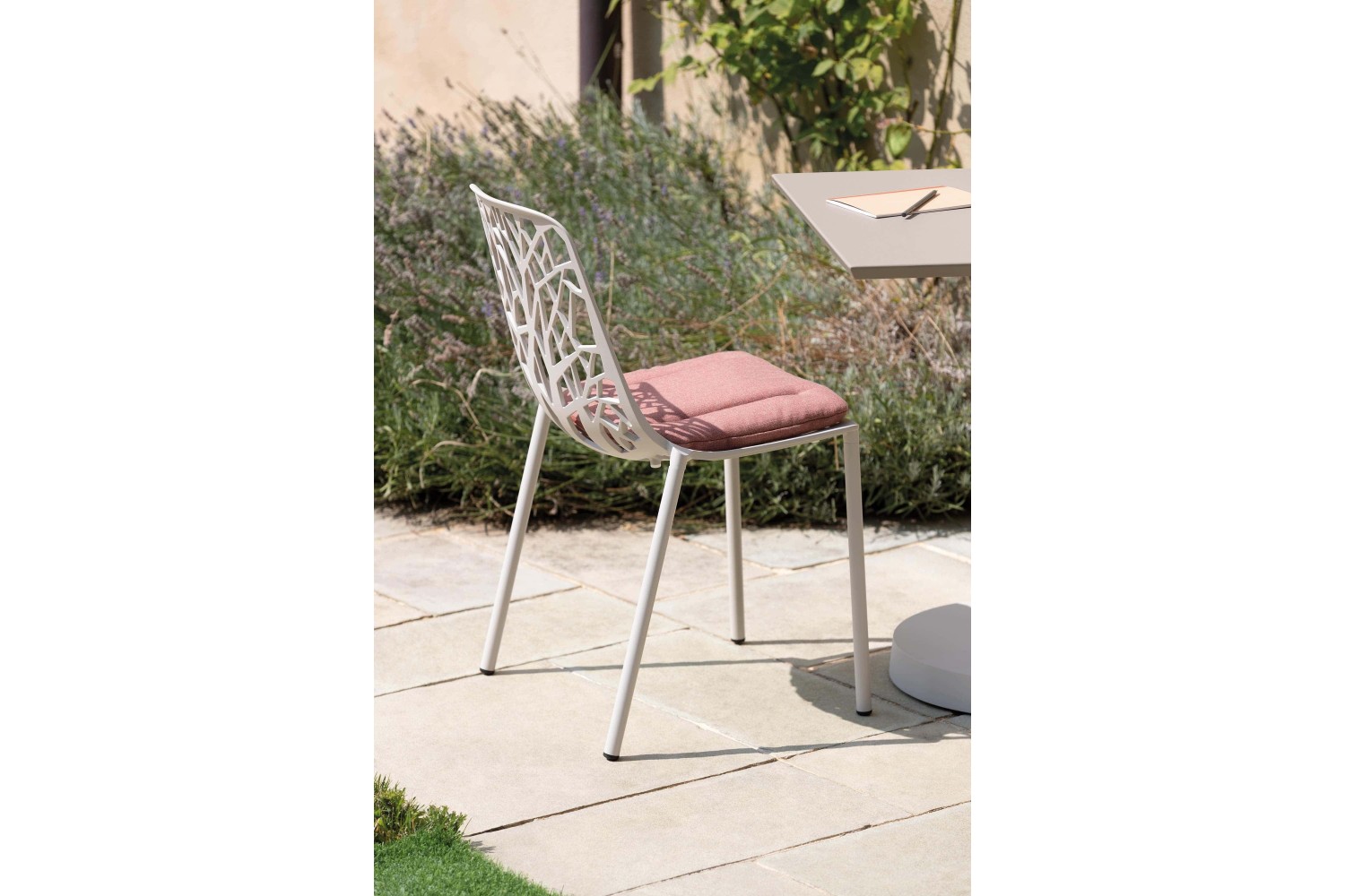 Fast Forest aluminium design tuinstoel zonder armleuningen